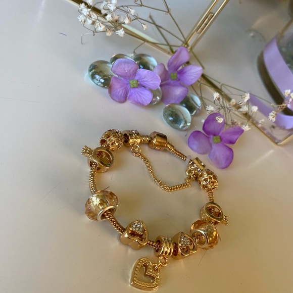 Jewelry | Gold Heart Shaped Charm Bracelet | Poshmark
